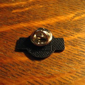 Saf Dek | Accessories | Saf Dek Handyman Flooring Hardware Lapel Pin ...